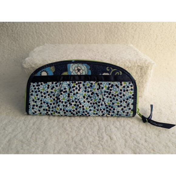thirty-one | Bags | Thirtyone Floral Patterned Wallet | Poshmark